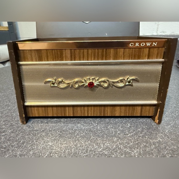 Crown | Other | Crown Retro Radio With Gold And Red Details | Poshmark